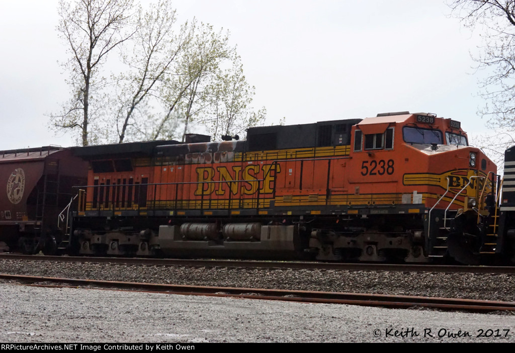 BNSF 5238